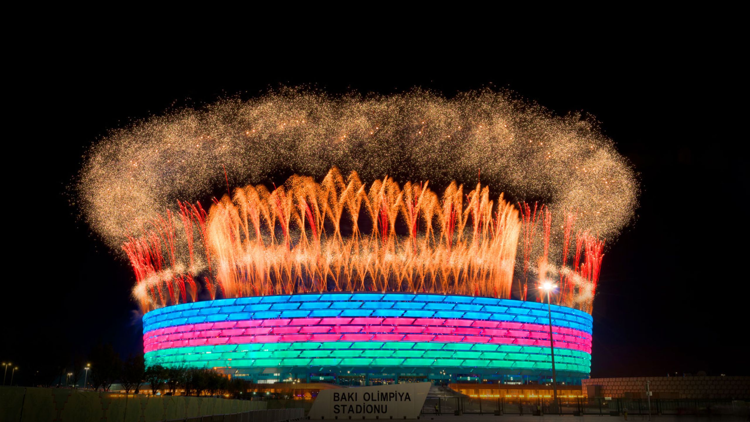 Spectacular Fire Show at the Islamic Games in Baku | LunatX SFX